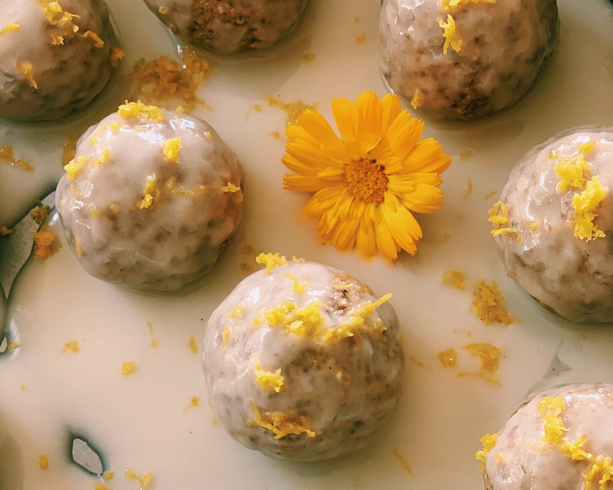 CYCLE SYNCING SEED MACAROONS – Sun Potion